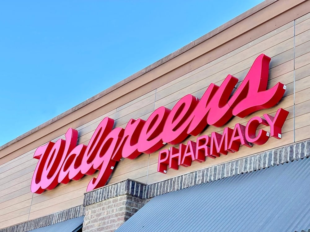 Walgreens cuts outlook - Goevry Uk